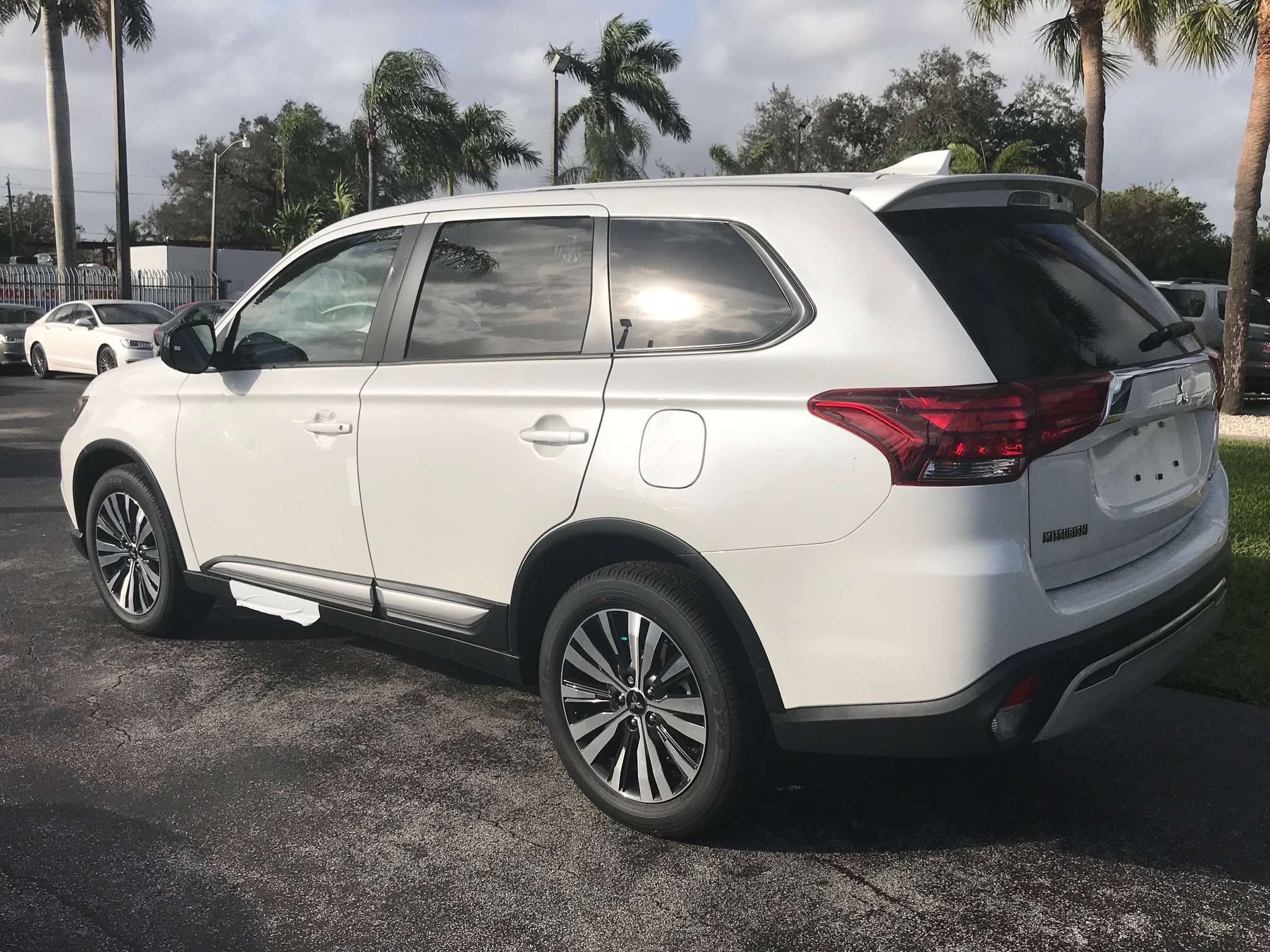 2019 Mitsubishi Outlander