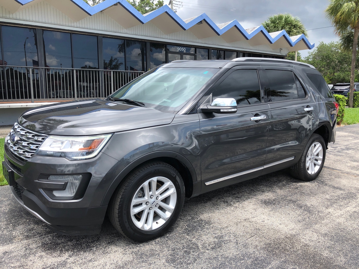 2017 Ford Explorer