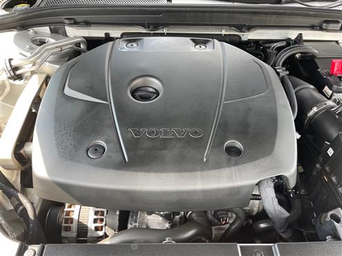 2017 Volvo S90