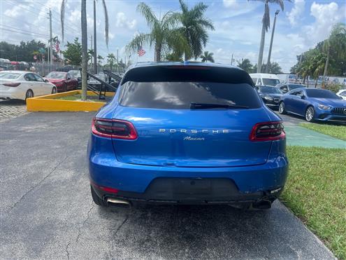 2017 Porsche Macan