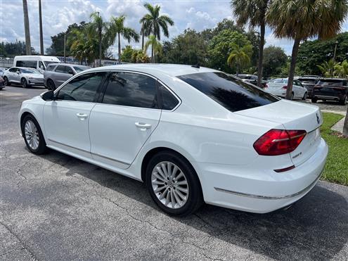 2016 Volkswagen Passat