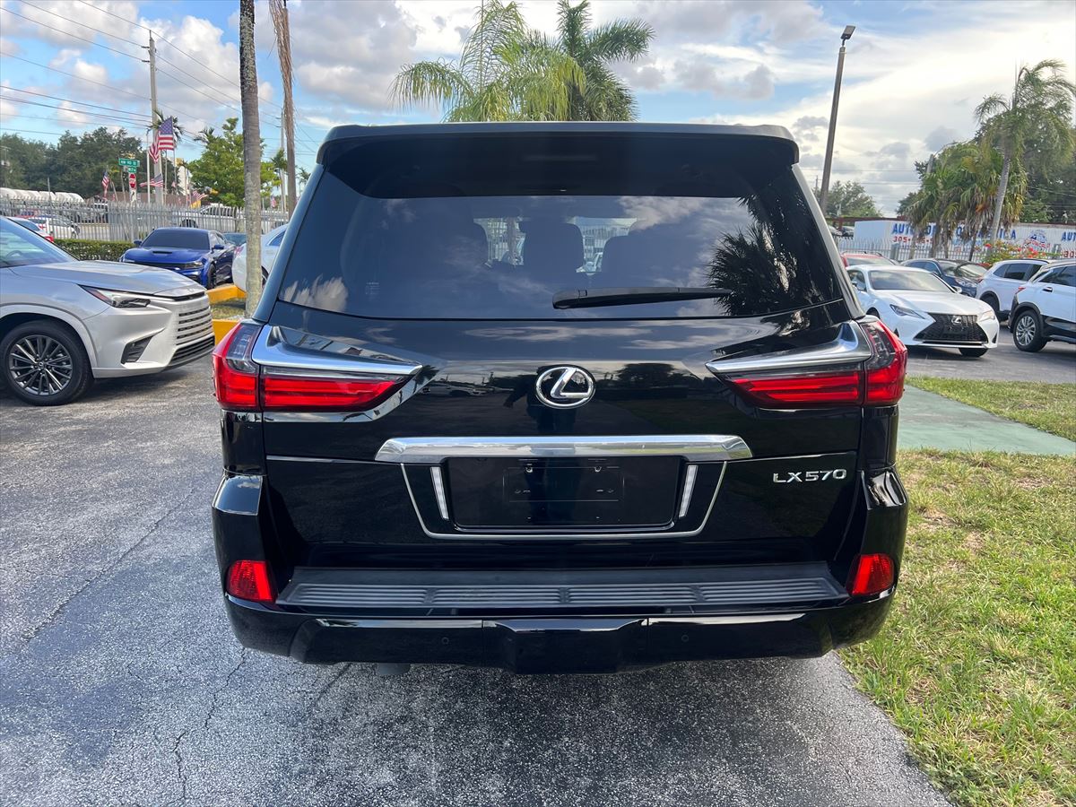 2021 Lexus LX 570