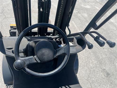 2011 Toyota Forklift - 8FGCU30