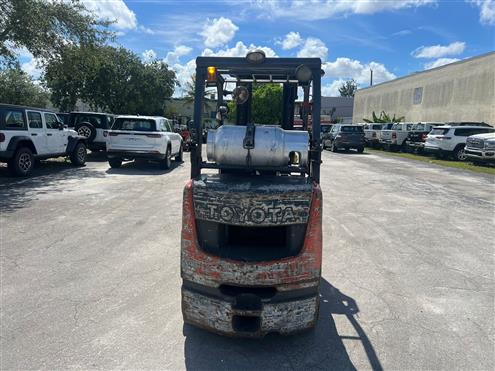 2011 Toyota Forklift - 8FGCU30
