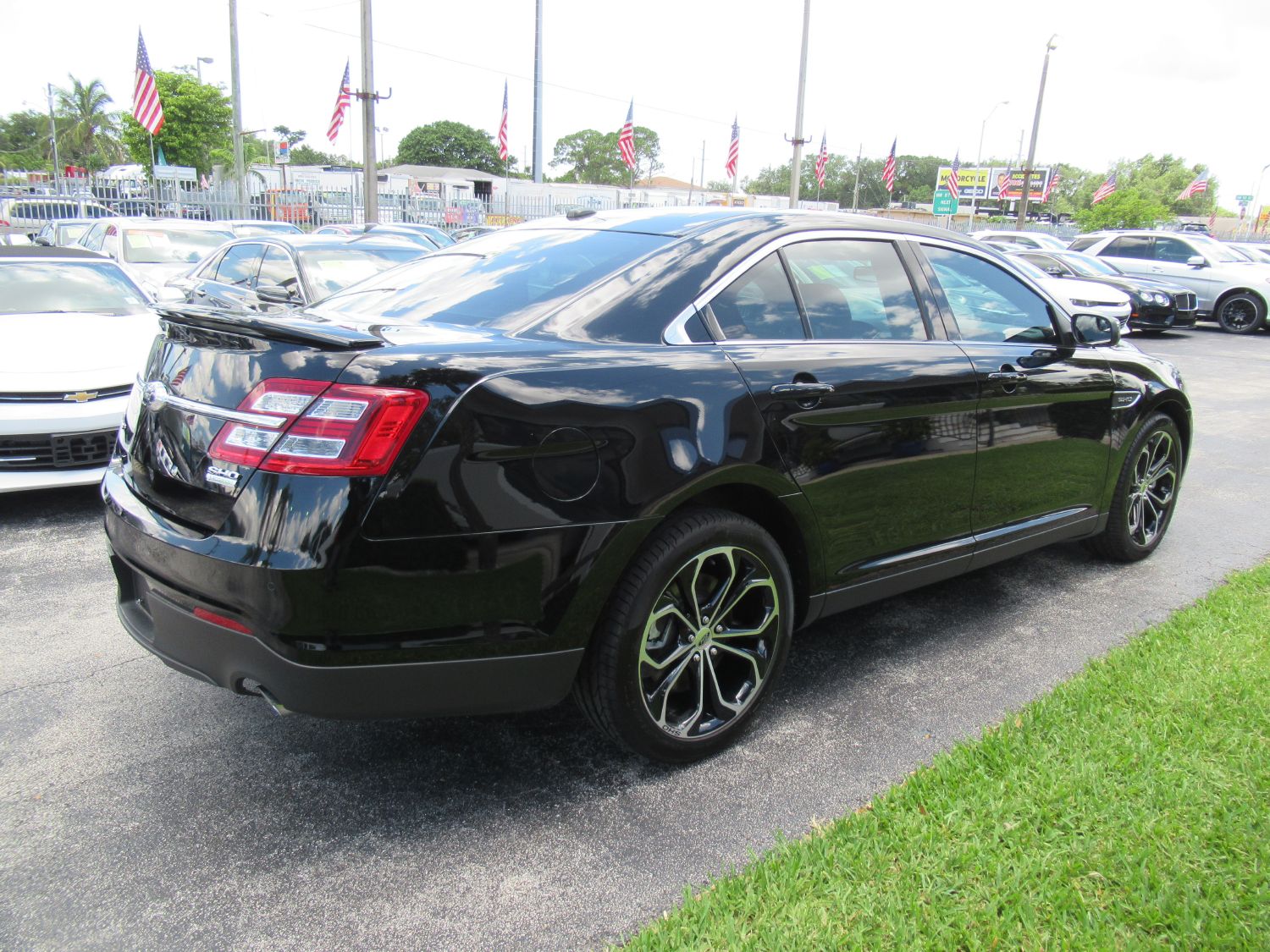 2016 Ford Taurus