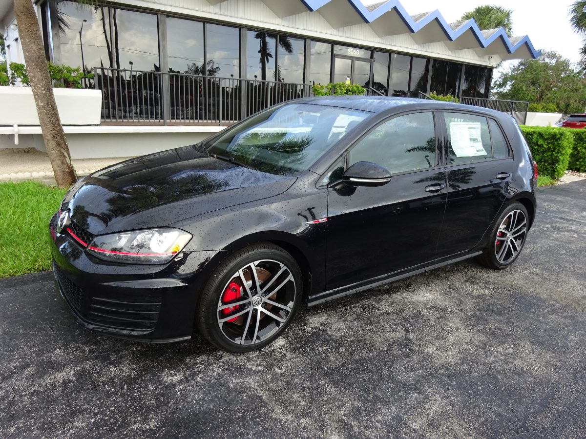 2017 Volkswagen Golf GTI